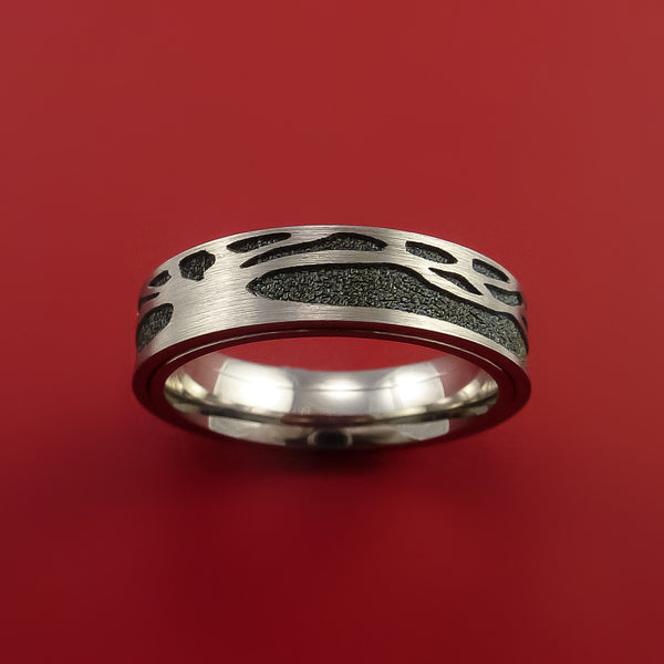 Titanium Spinner Tree Ring with Textured Background – Stonebrook Jewelry